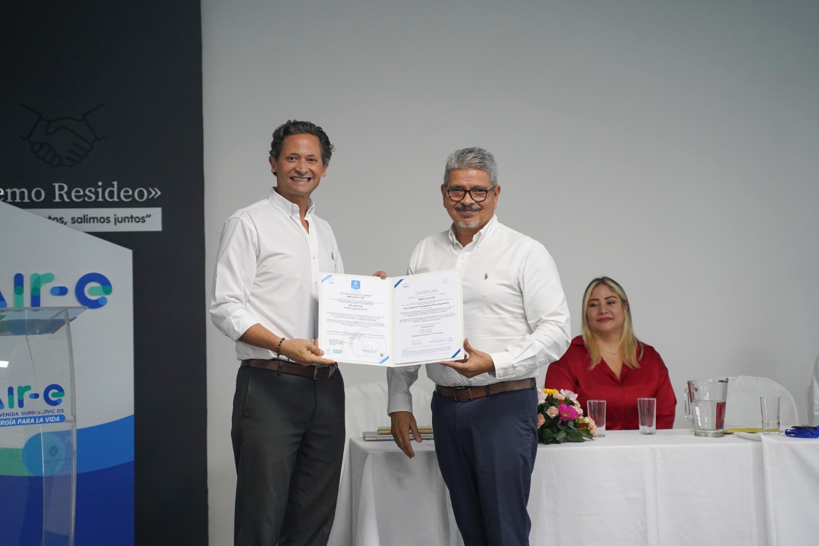 Air-e Intervenida recibe certificación ISO 55001:2014 de ICONTEC ...